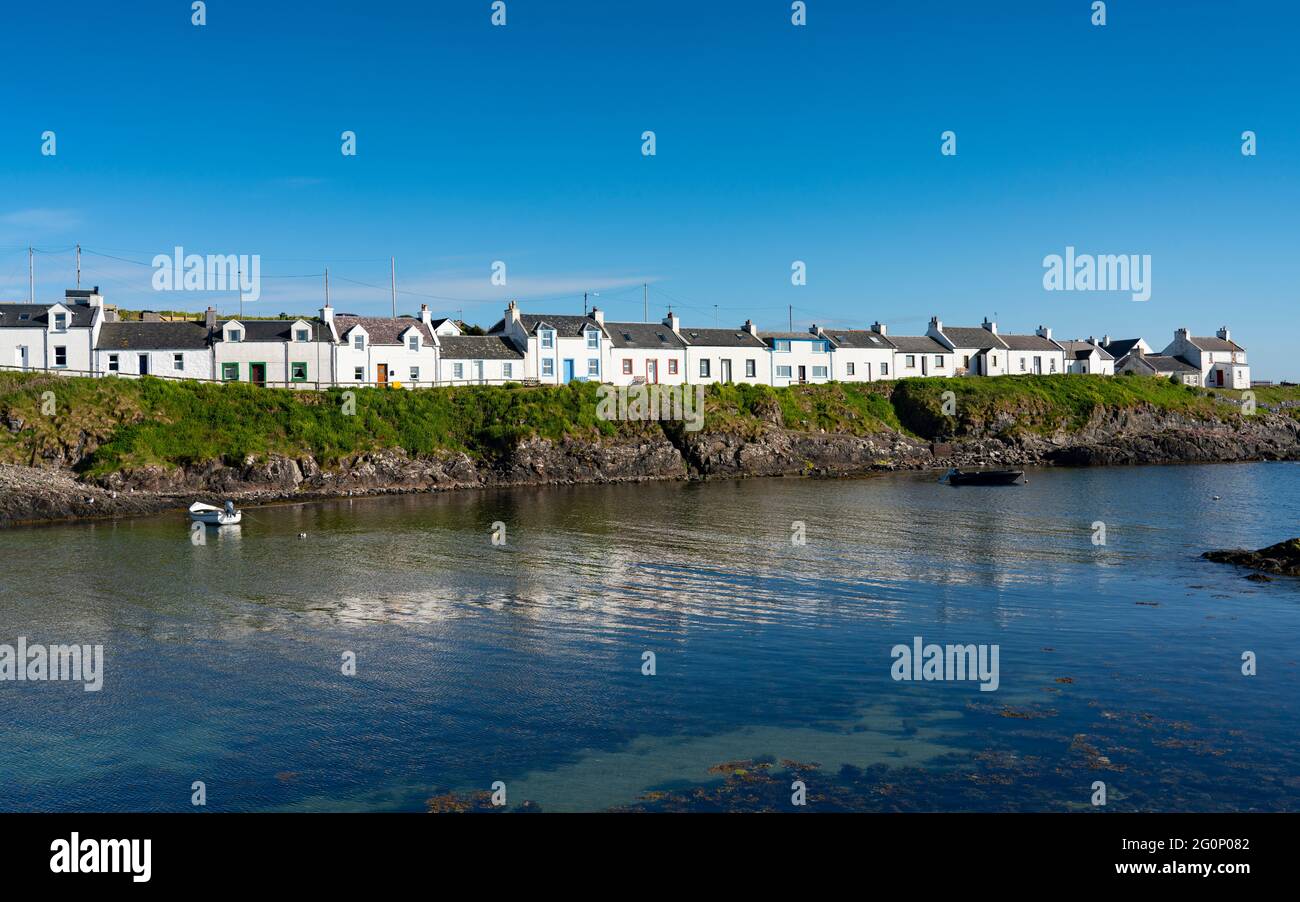Scottish terrace houses hi-res stock photography and images - Alamy