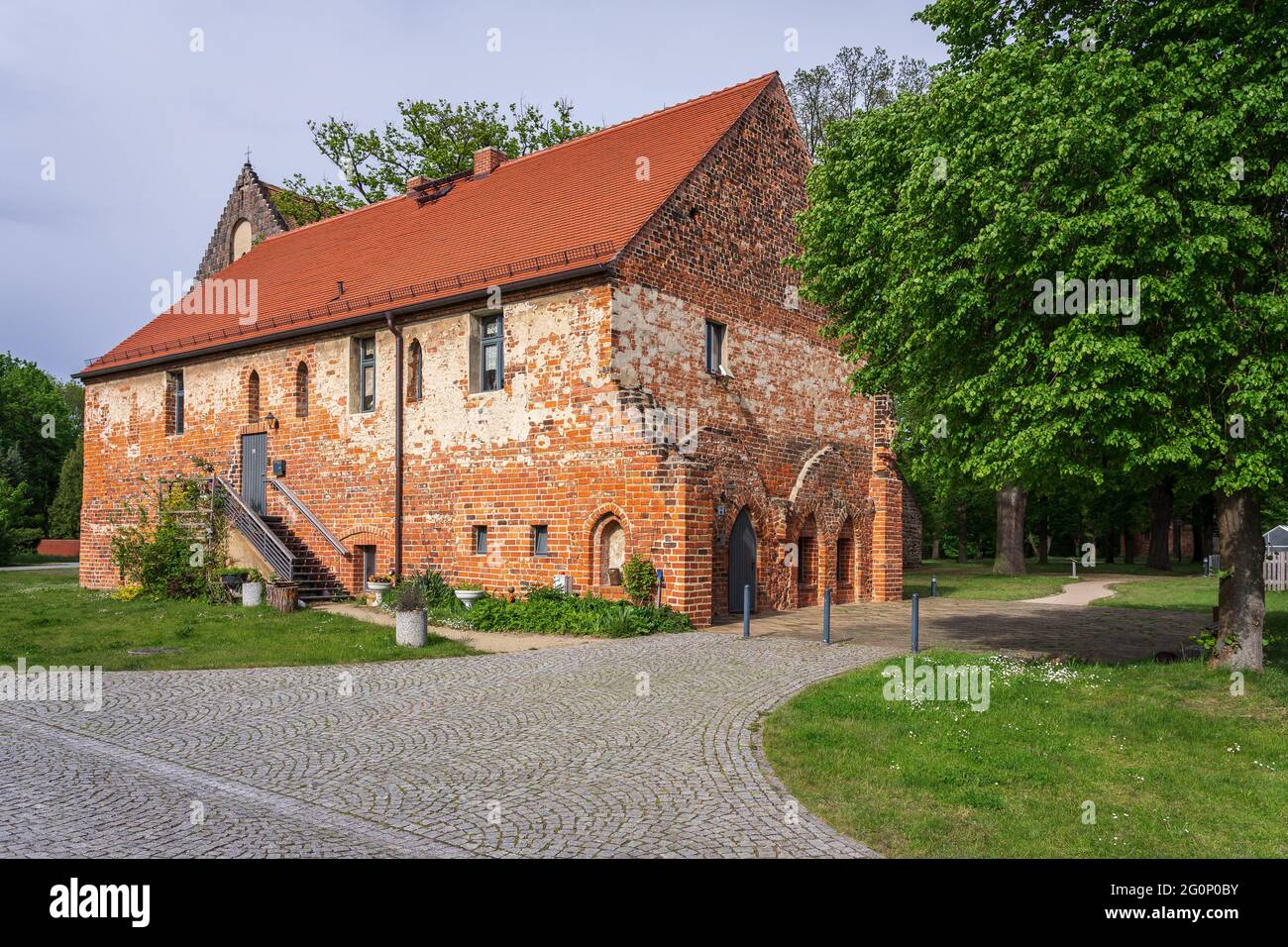 Zinna Abbey (Kloster Zinna) is a former Cistercian monastery, the site ...
