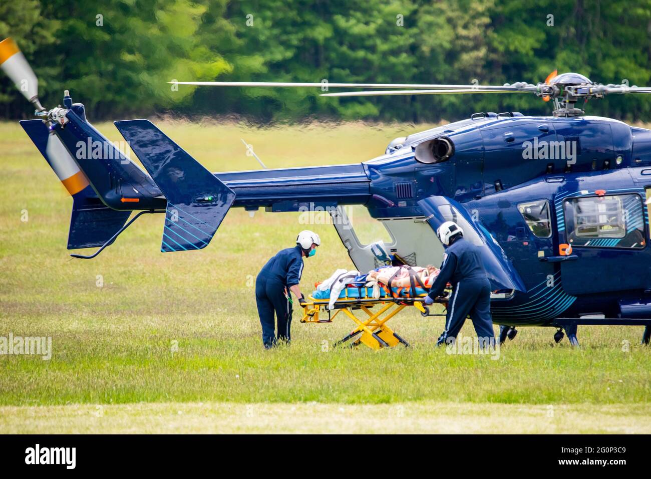 Medical helicopter hi-res stock photography and images - Alamy
