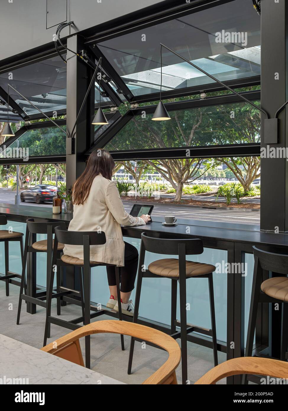 Office lobby cafe hi-res stock photography and images - Alamy