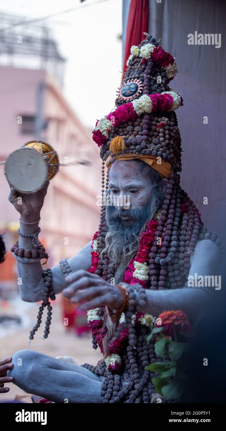 Naga sadhus hi-res stock photography and images - Alamy
