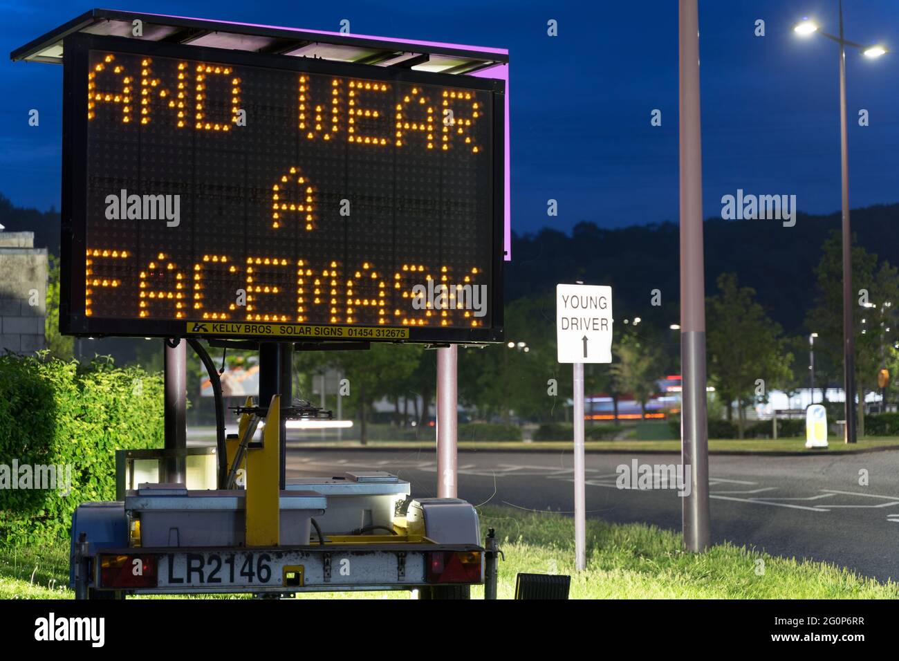 Digital traffic signs hi-res stock photography and images - Alamy