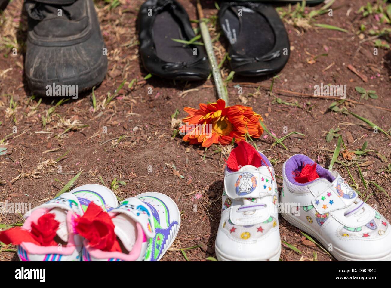 Flower of children hi-res stock photography and images - Alamy