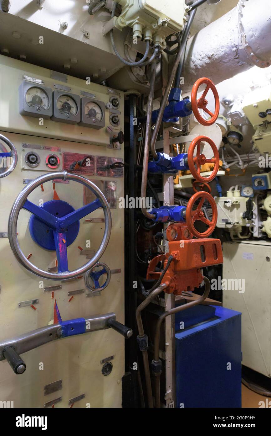 Russian submarine control room hi-res stock photography and images - Alamy