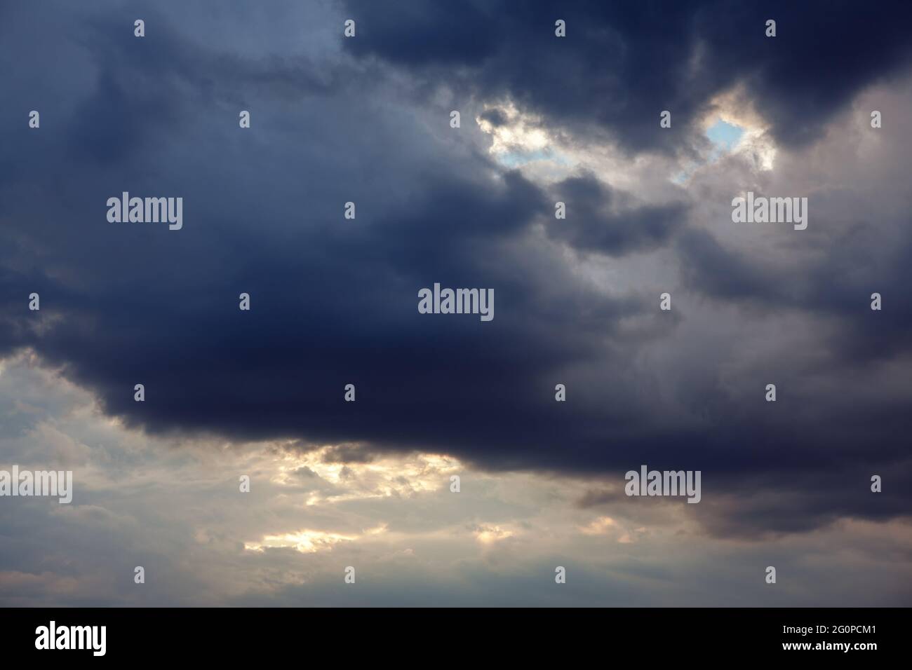 Grayish cloud hi-res stock photography and images - Alamy