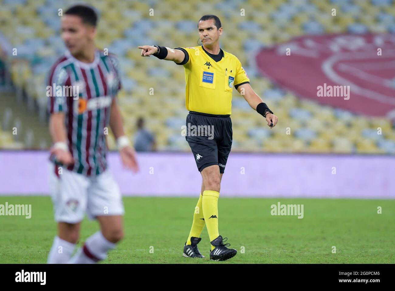 Rio De Janeiro, Brazil. 03rd July, 2021. Referee Ricardo Marques ...