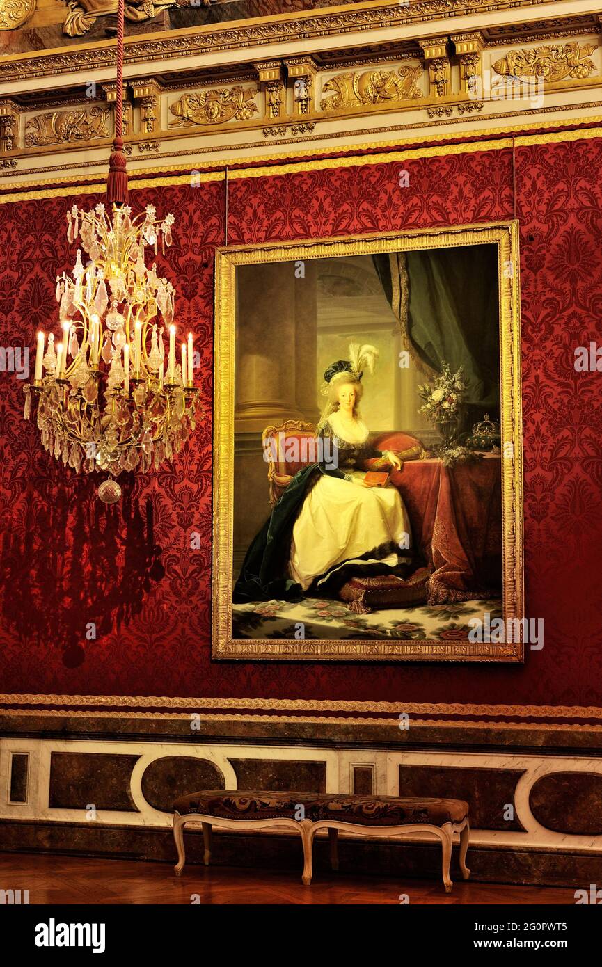 Château de versailles marie antoinette hi-res stock photography and ...