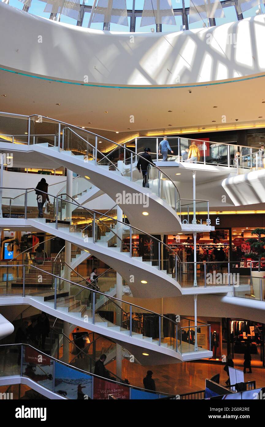 Part dieu center hi-res stock photography and images - Alamy