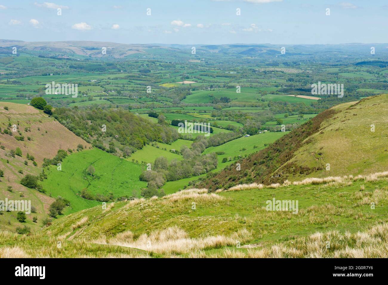 Valleys and countryside hi-res stock photography and images - Alamy