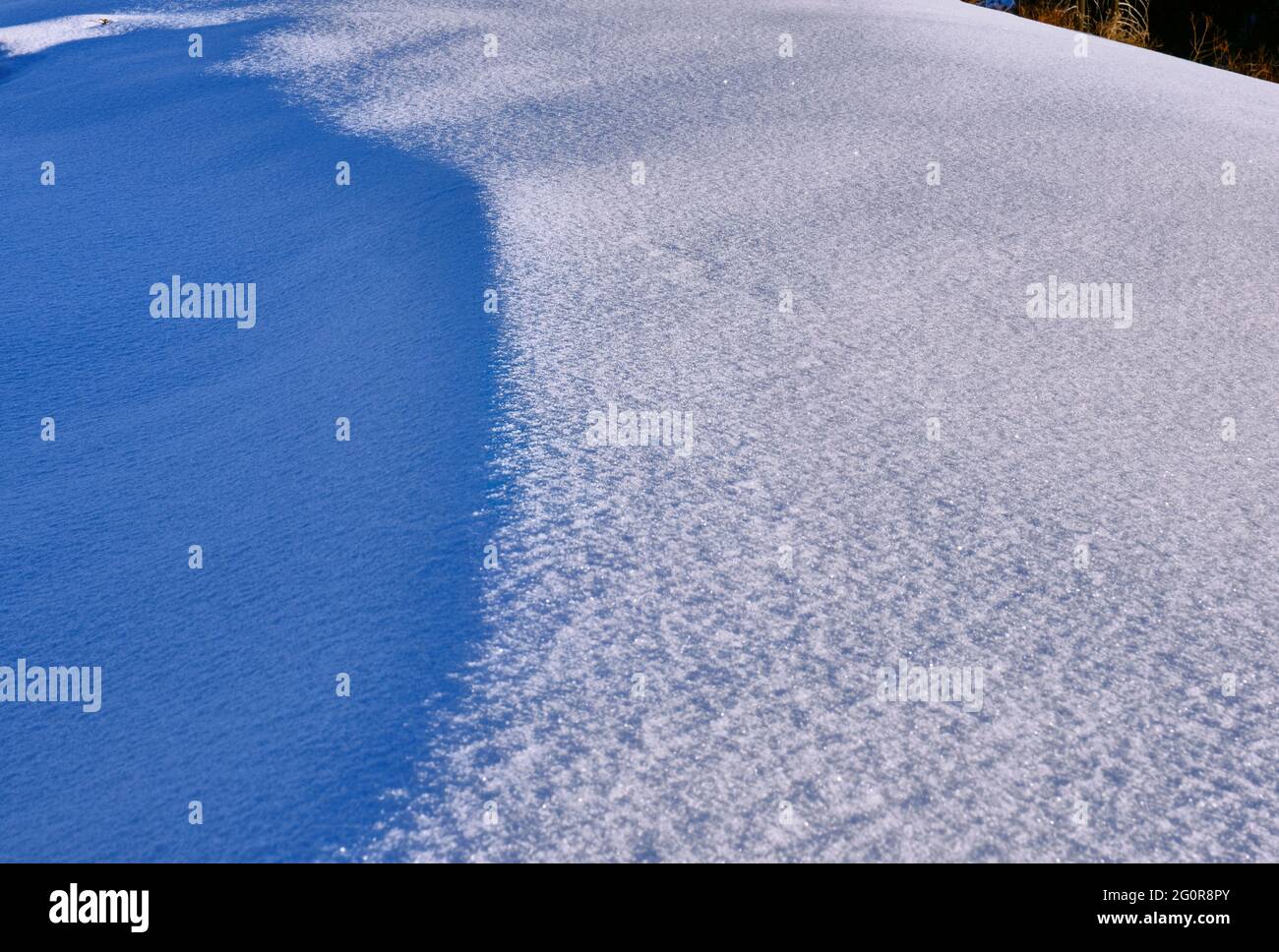 Highland light and shadow hi-res stock photography and images - Alamy