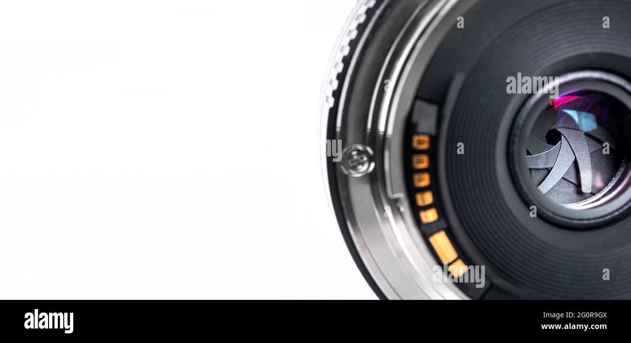 cut out focus at aperture of dslr, mirrorless camera lens on isolate ...