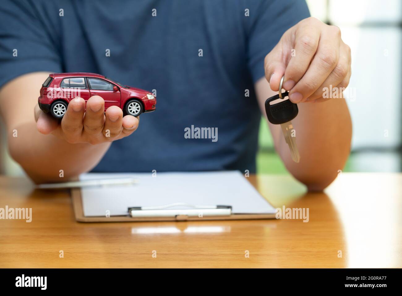 Men are choosing to buy and sign contracts policy with vehicle and car ...