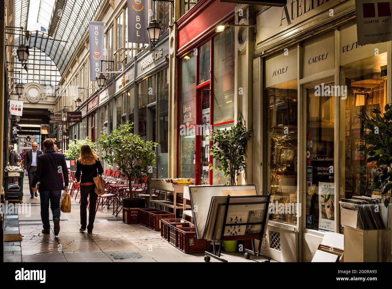 Paris passage verdeau hi-res stock photography and images - Alamy