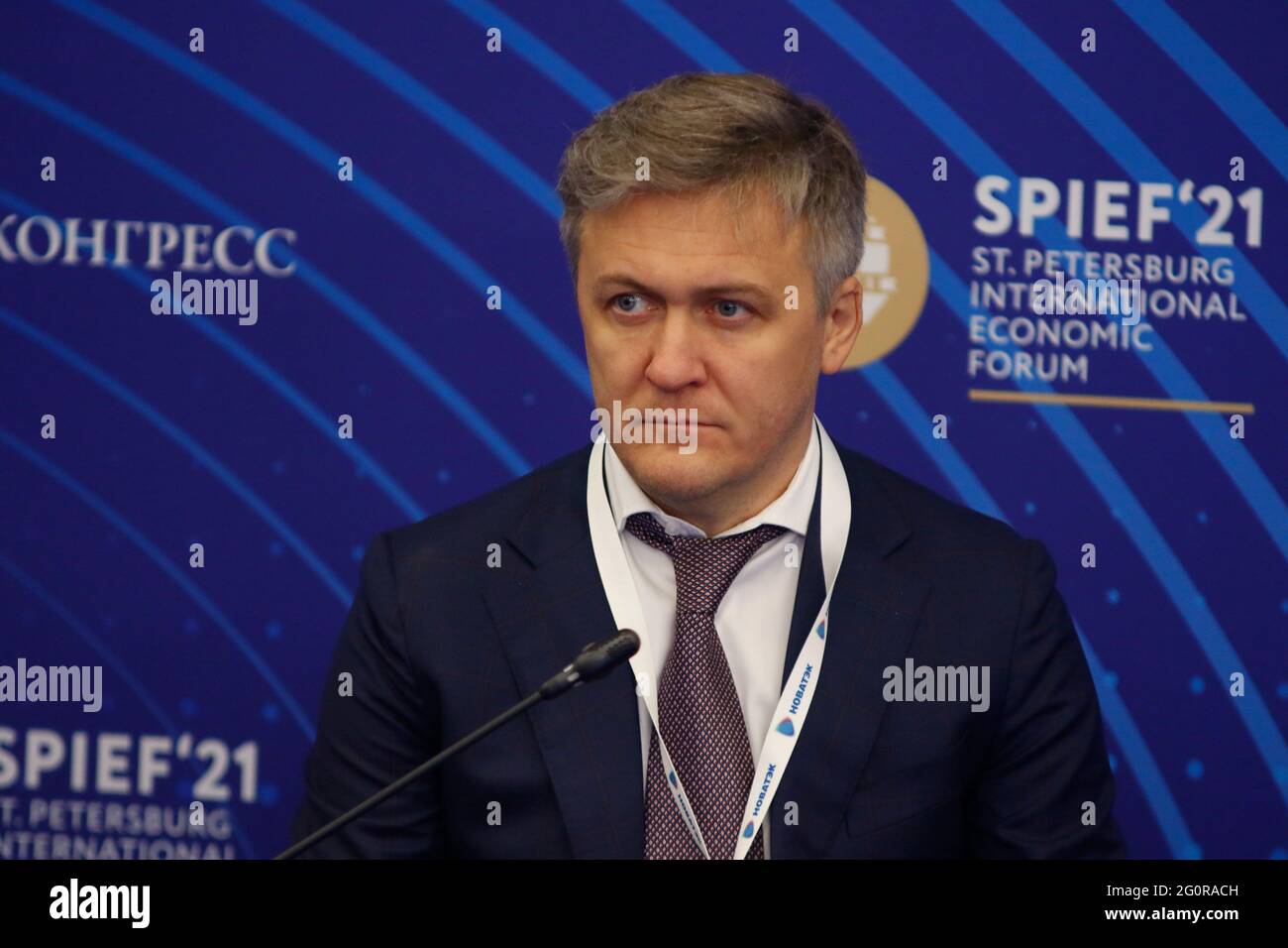 Chairman management board hi-res stock photography and images - Alamy