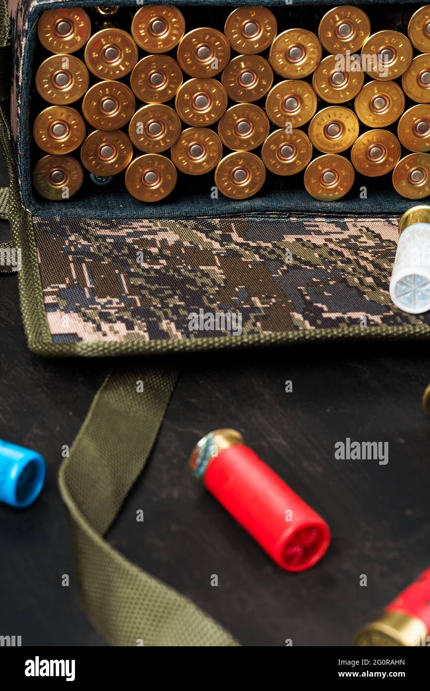A box of shotgun cartridges hi-res stock photography and images - Alamy