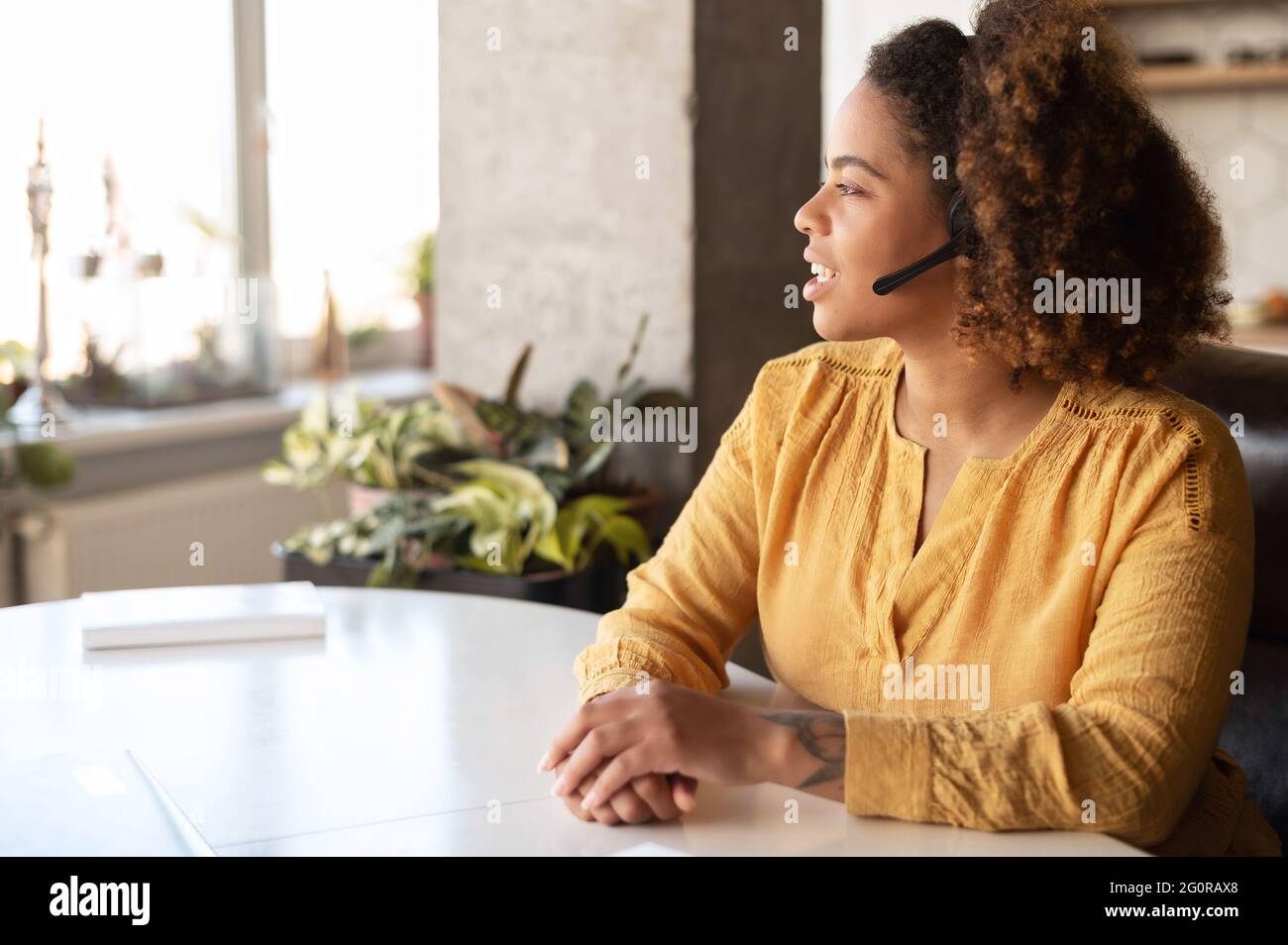 African Receptionist High Resolution Stock Photography and Images - Alamy