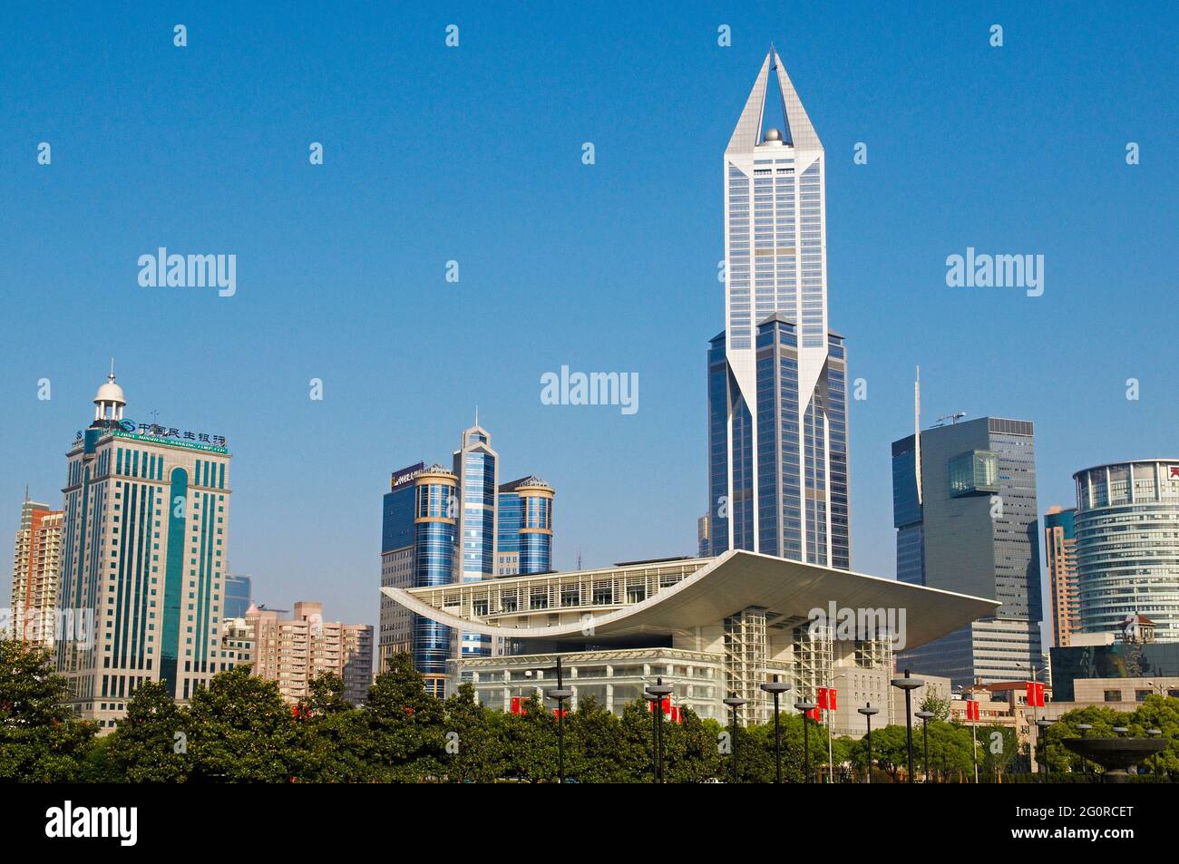Shanghai people square hi-res stock photography and images - Alamy