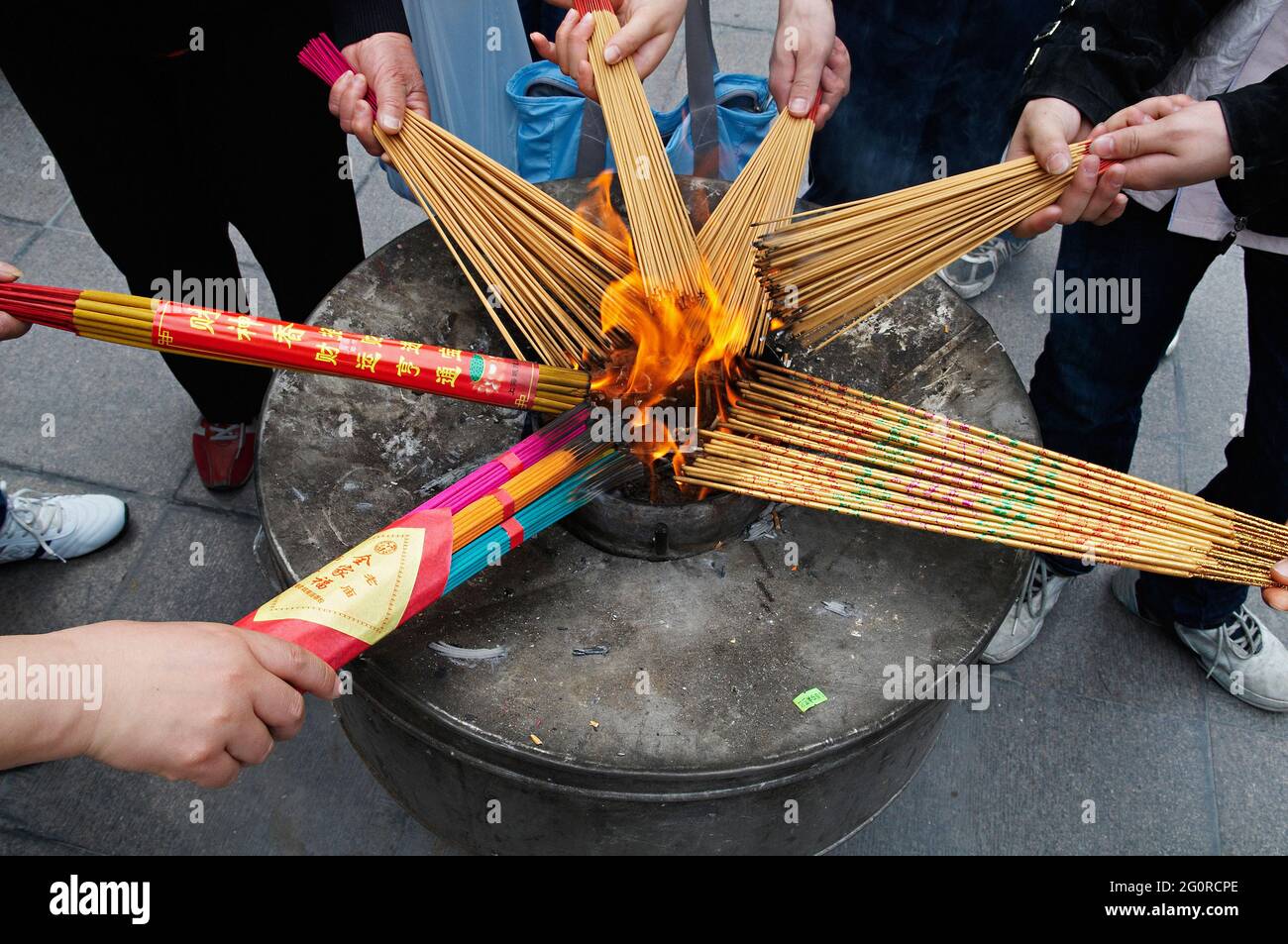 China, Shanghai, Nanshi the old chinese city, City Gold Temple Stock ...