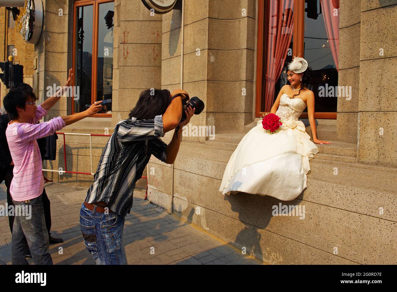 Shanghai china wedding hi-res stock photography and images - Alamy