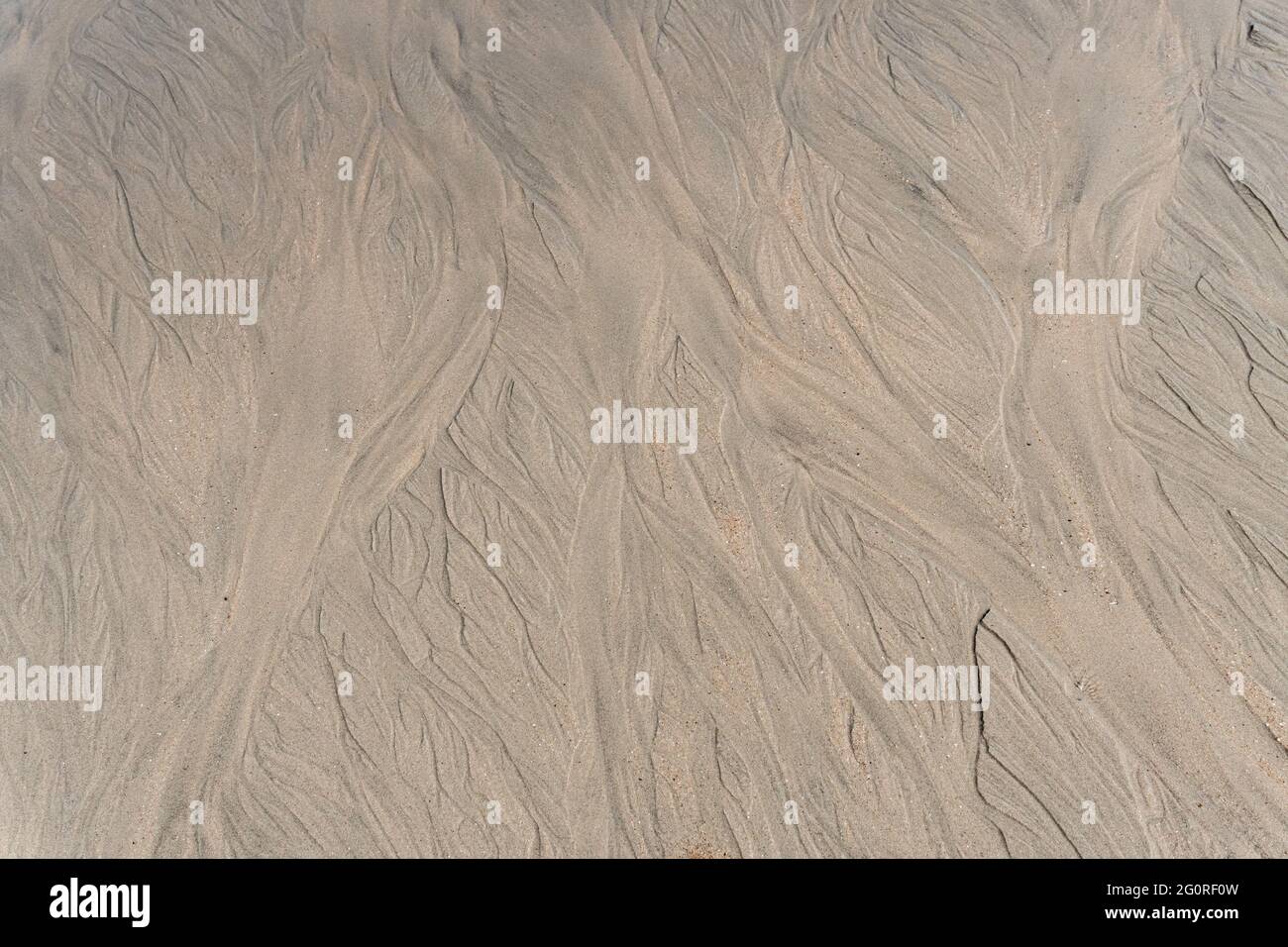 Beach ground water mark texture from the ocean wave Stock Photo - Alamy