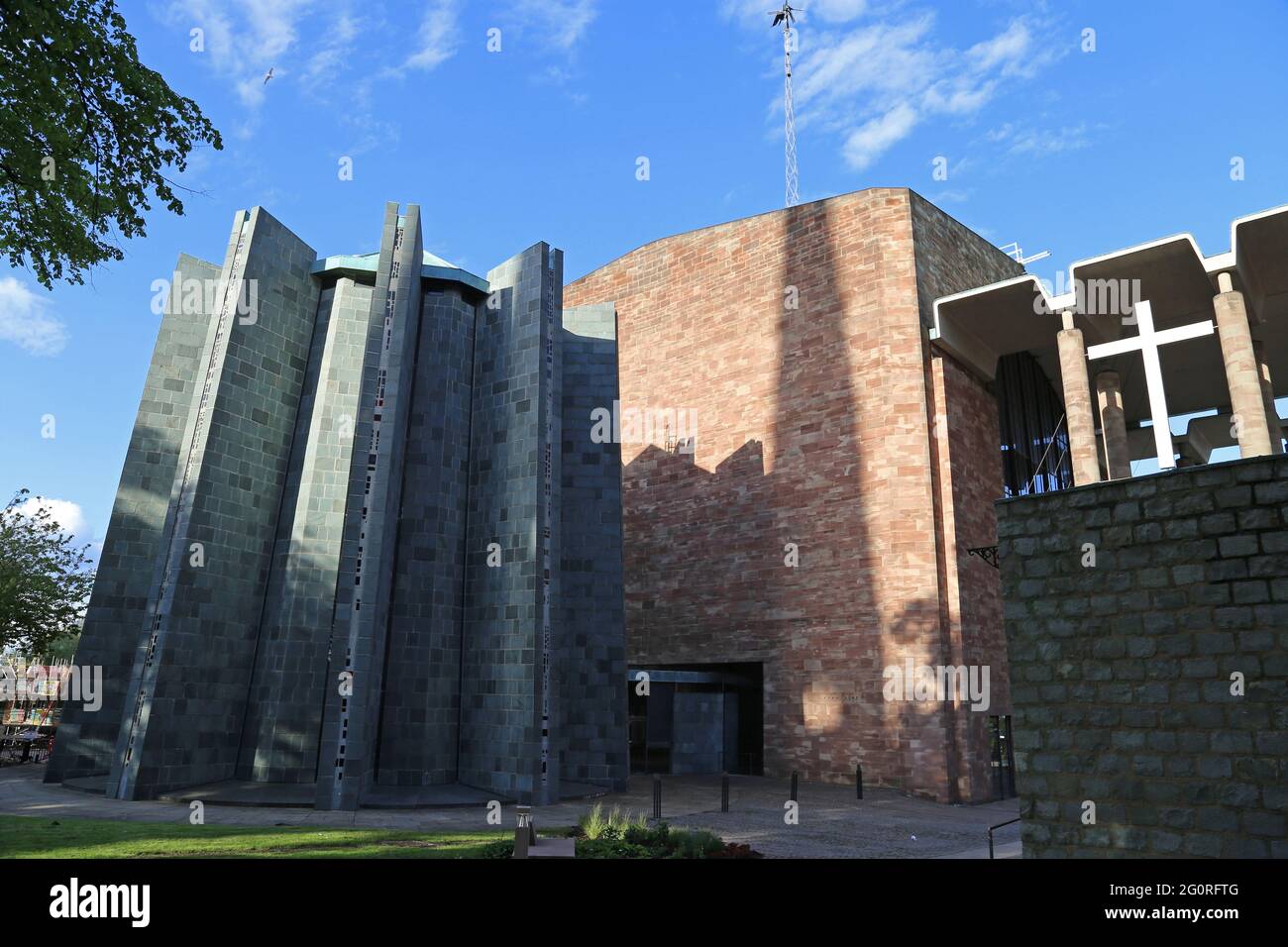 Chapel of Unity (multi-denominational), New Coventry Cathedral, Priory ...