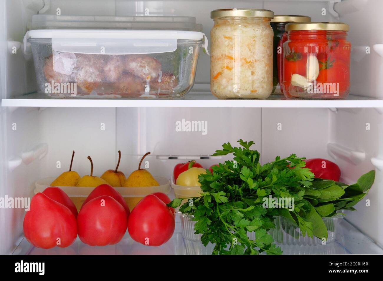 Full fridge hi-res stock photography and images - Alamy