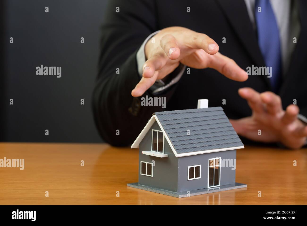 Confiscate hi-res stock photography and images - Alamy