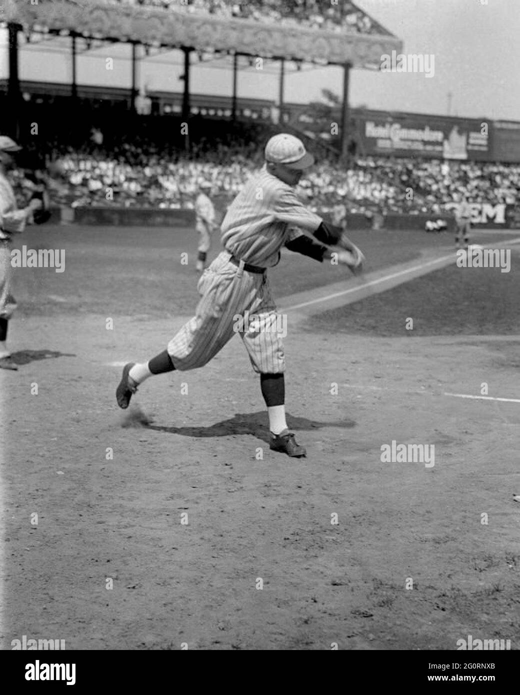 James Robert "Bob" Shawkey, New York Yankees, 1921 Stock Photo - Alamy