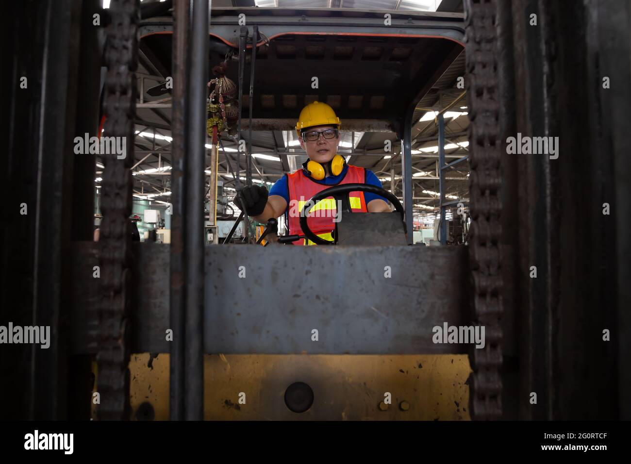 Forklift driver factory hi-res stock photography and images - Alamy