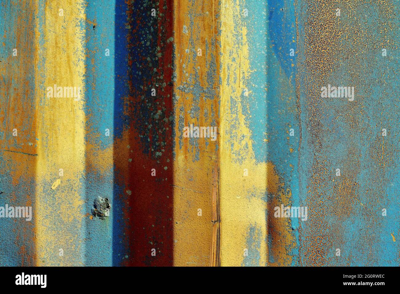 Colored corrugated iron wall Stock Photo - Alamy