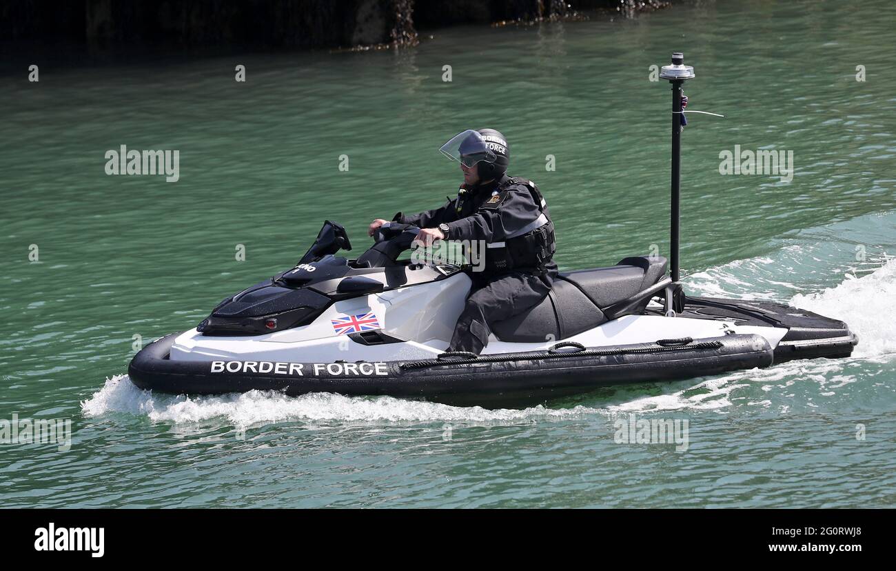 Uk border force jet ski hi-res stock photography and images - Alamy