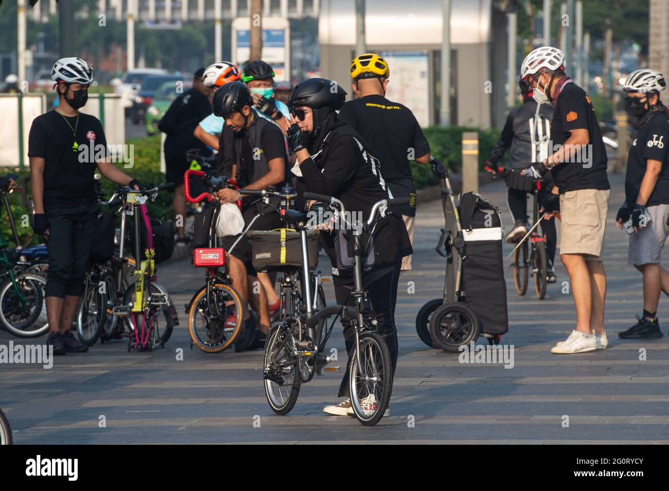 Jakarta, Indonesia. 3rd June, 2021. Cyclists gather on the Sudirman ...
