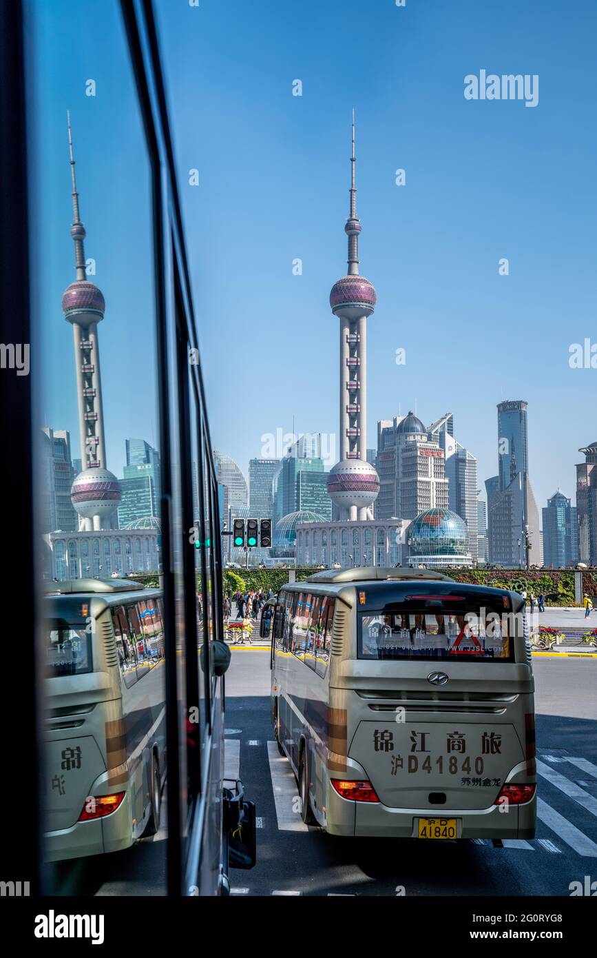 Shanghai tour hi-res stock photography and images - Alamy