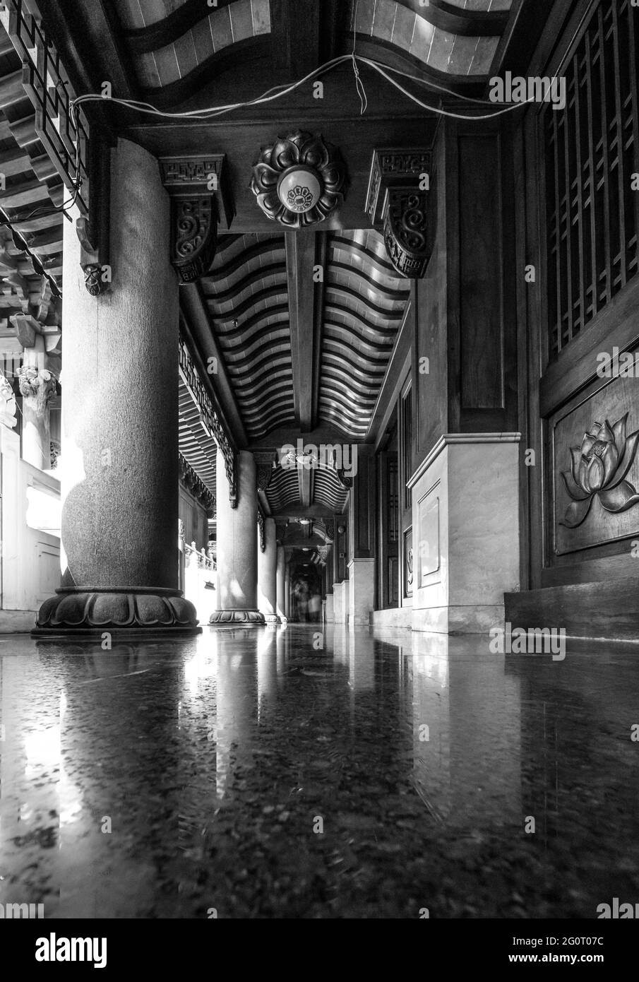 Chinese lamp traditional Black and White Stock Photos & Images - Alamy