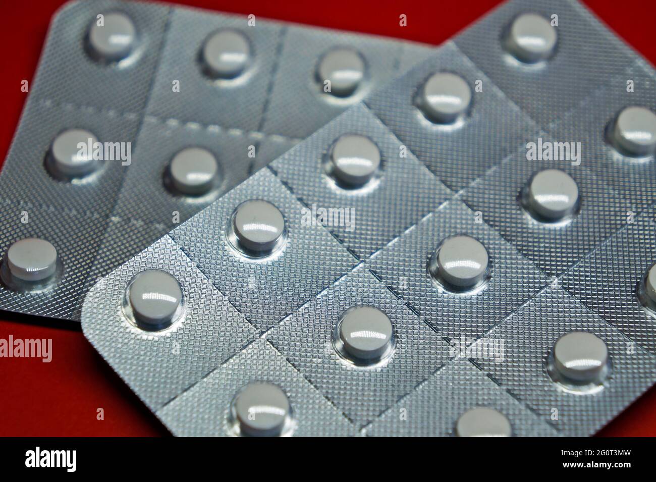 Pharmaceutical blister packs hi-res stock photography and images - Alamy