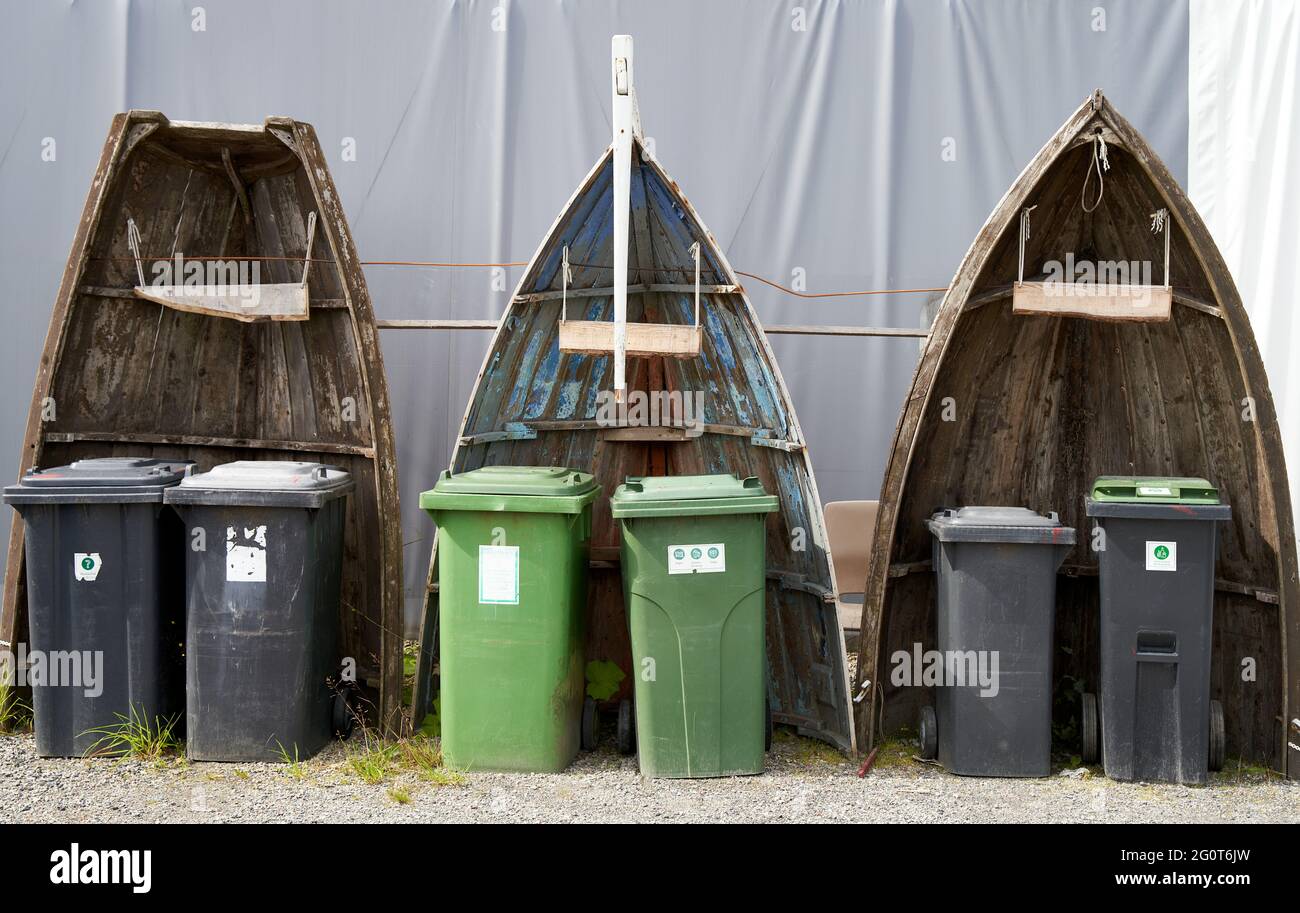 Garbage containers for selective waste recycling in Kristiansund ...