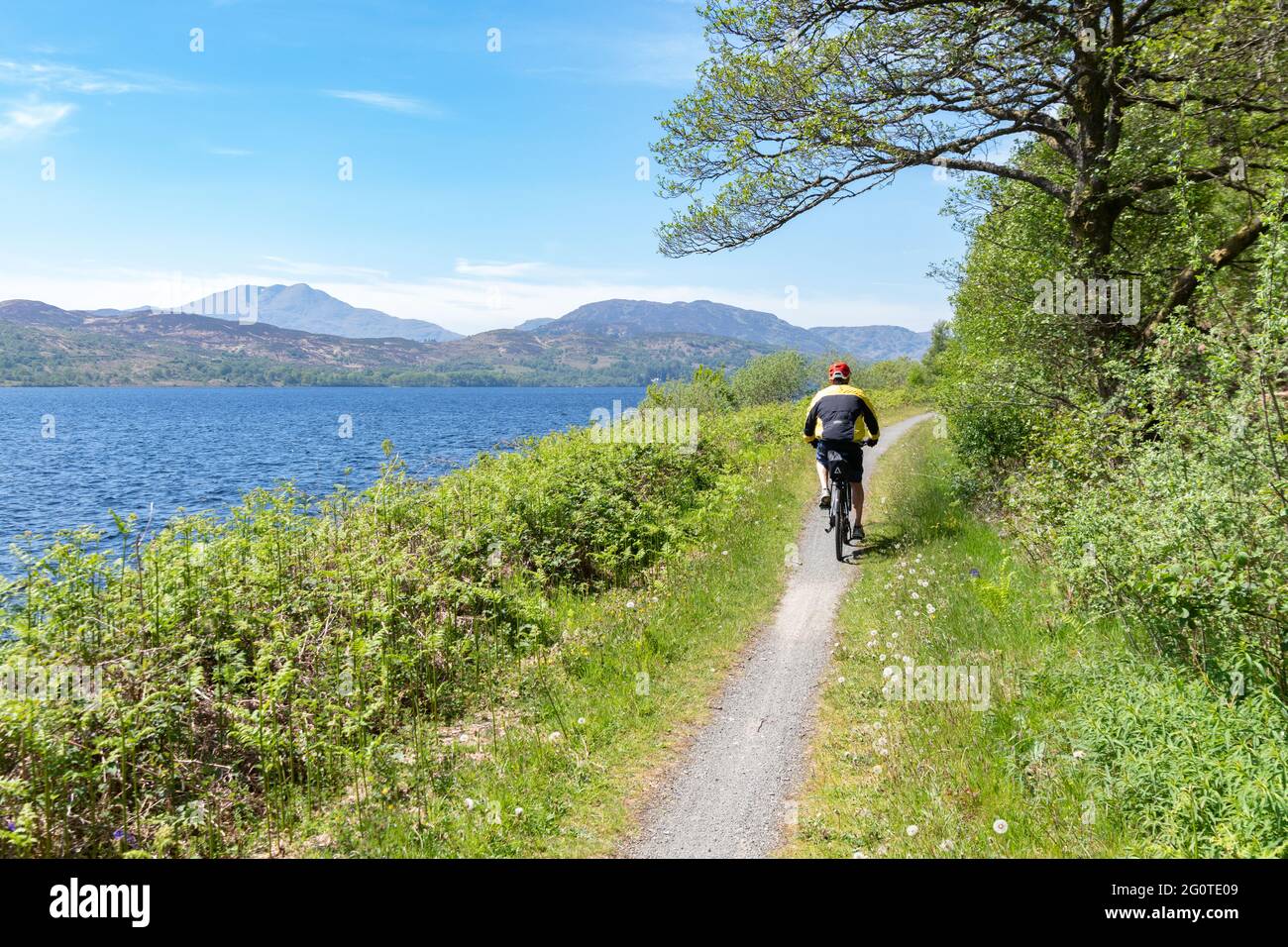 Cycling loch katrine hi-res stock photography and images - Alamy