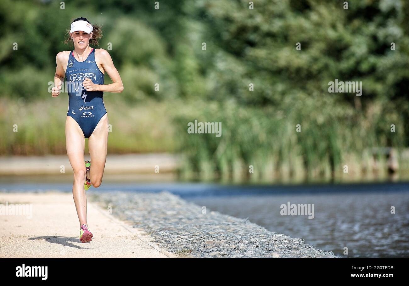 Gwen Jorgensen running in training before the Rio 2016 Olympics Stock ...
