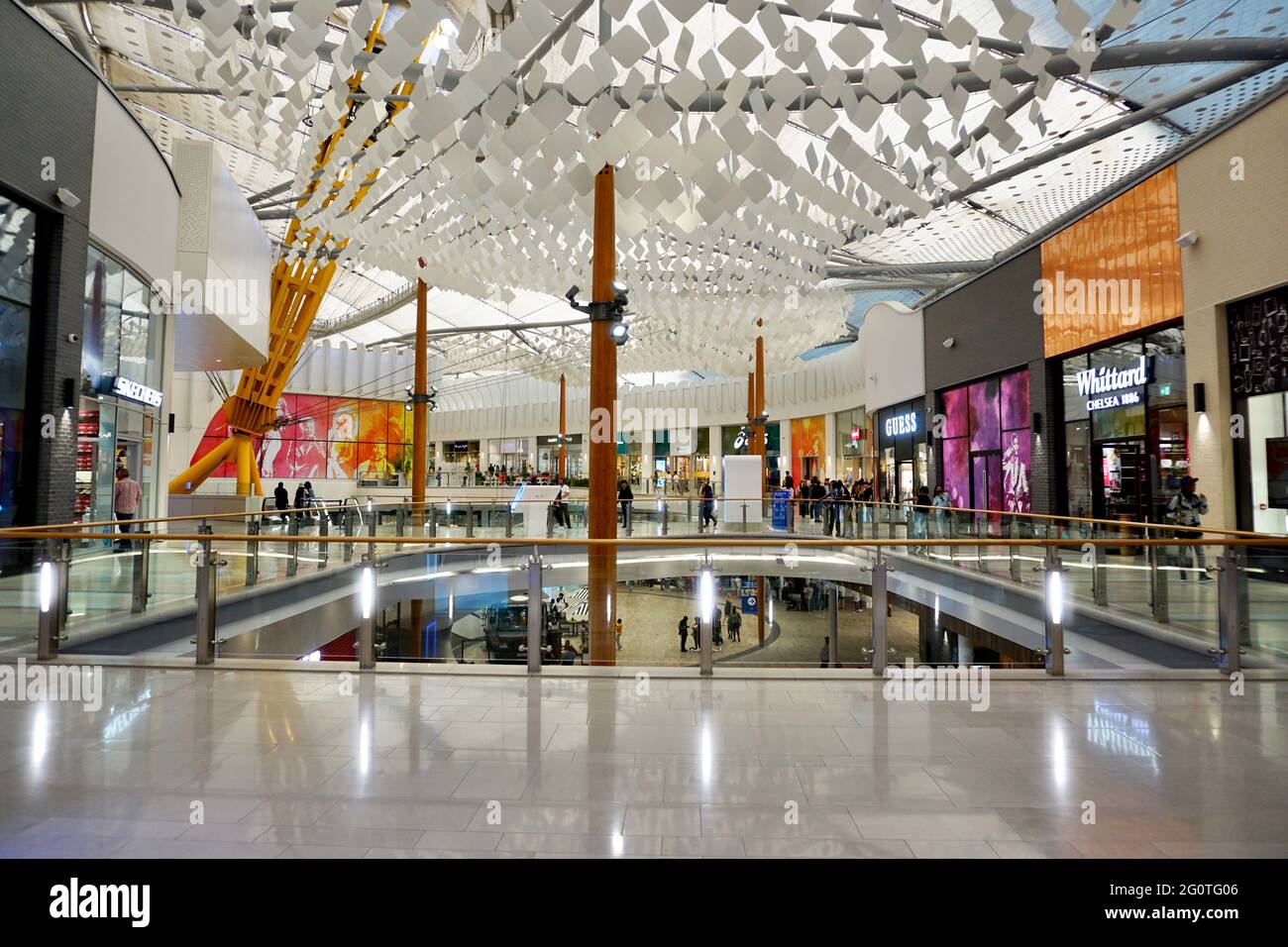 Icon shopping centre the o2 hi-res stock photography and images - Alamy