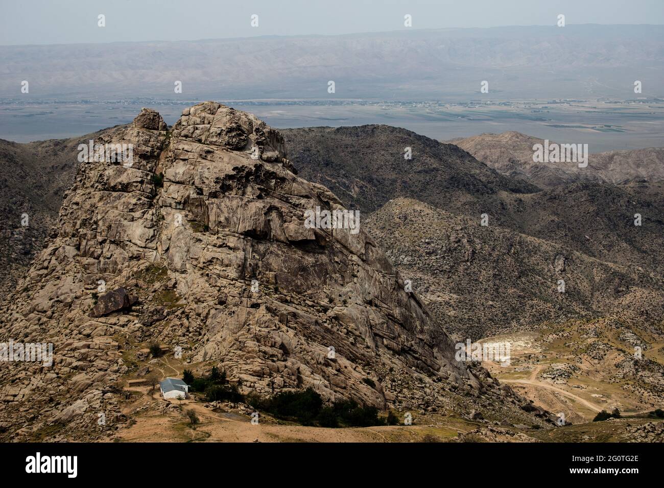 Exploring the Dara Valley and Soviet-era Langar village in the Nuratau ...