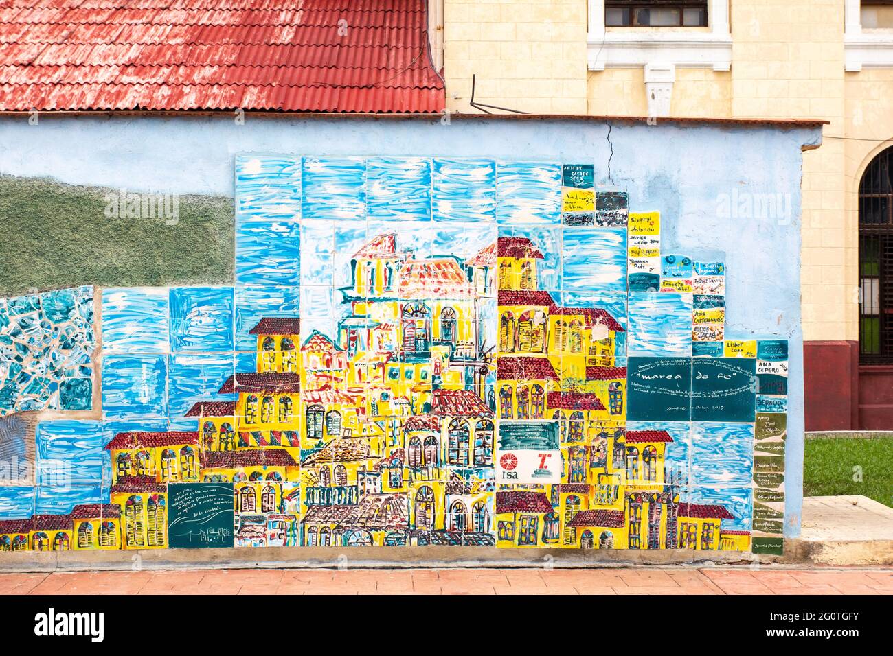 Cuban housing hi-res stock photography and images - Alamy