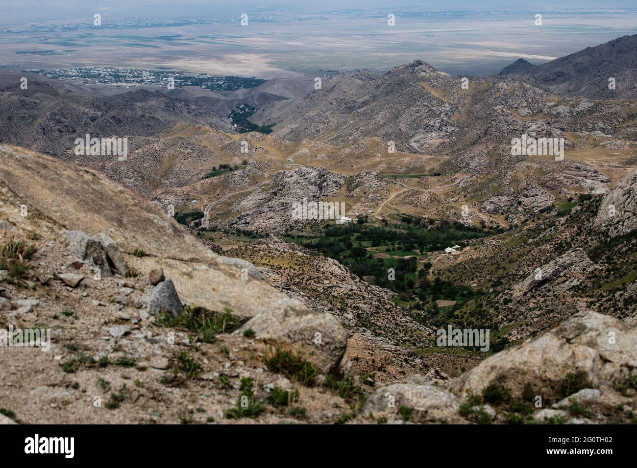 Exploring the Dara Valley and Soviet-era Langar village in the Nuratau ...