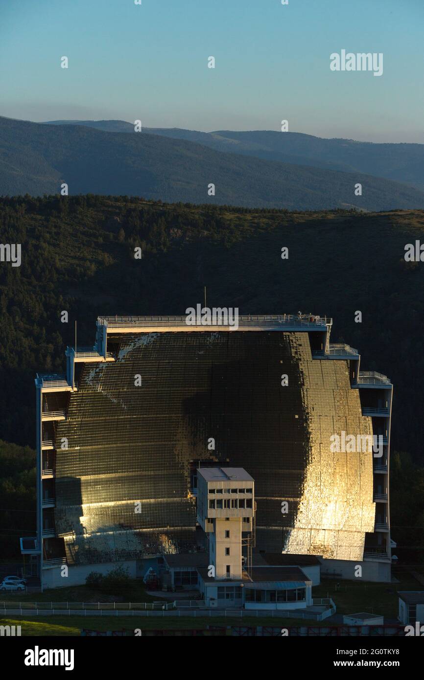 The odeillo solar furnace hi-res stock photography and images - Alamy