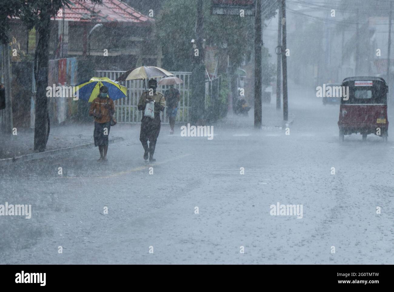 Colombo, Sri Lanka. 03rd June, 2021. Roads are flooded while transport ...