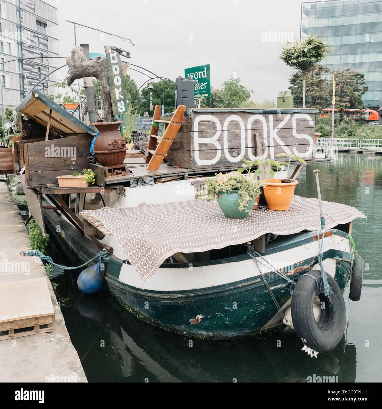 A floating bookshop Stock Photo - Alamy
