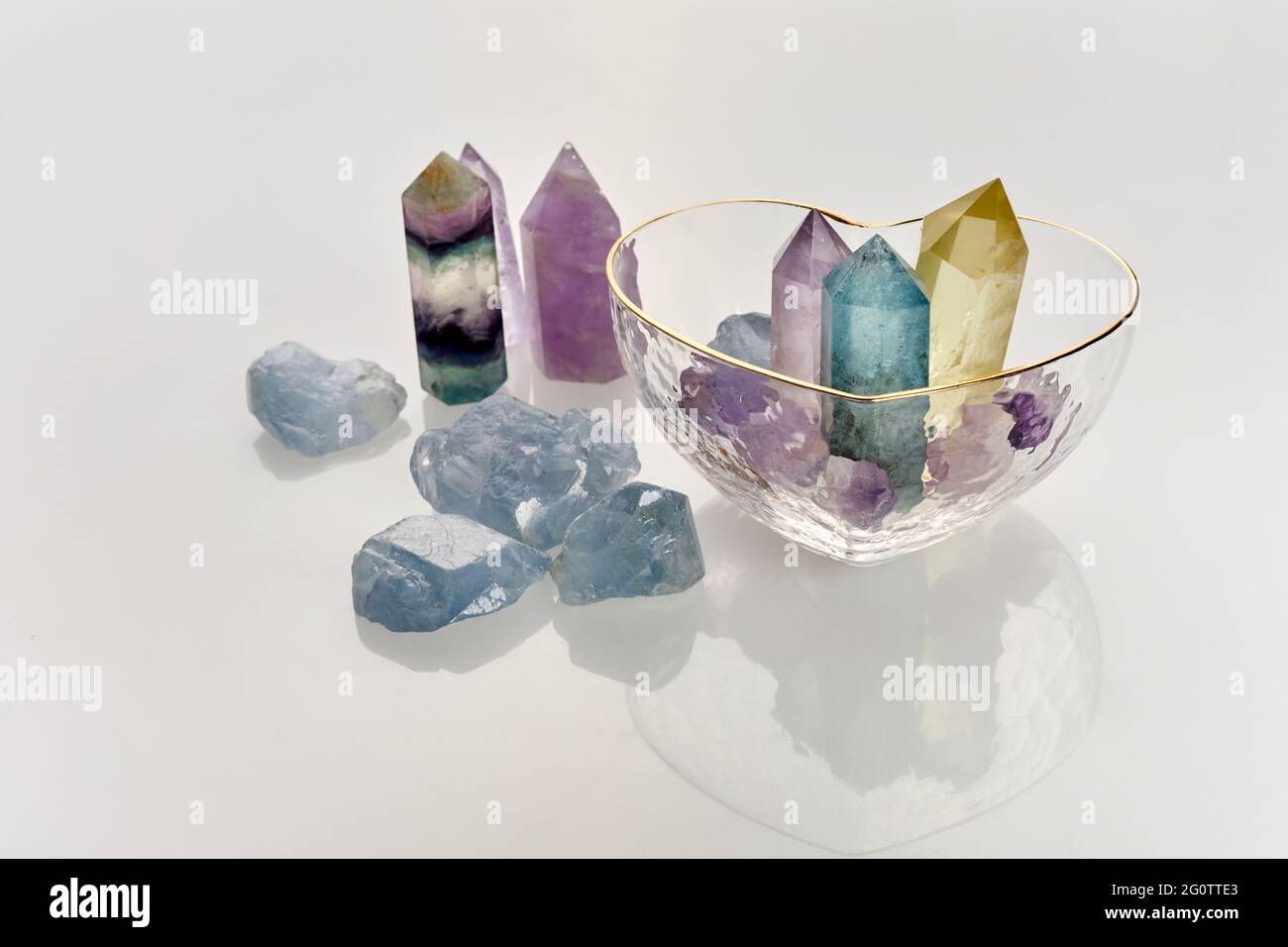 Crystals Stones. Healing gemstones minerals for relaxation and ...