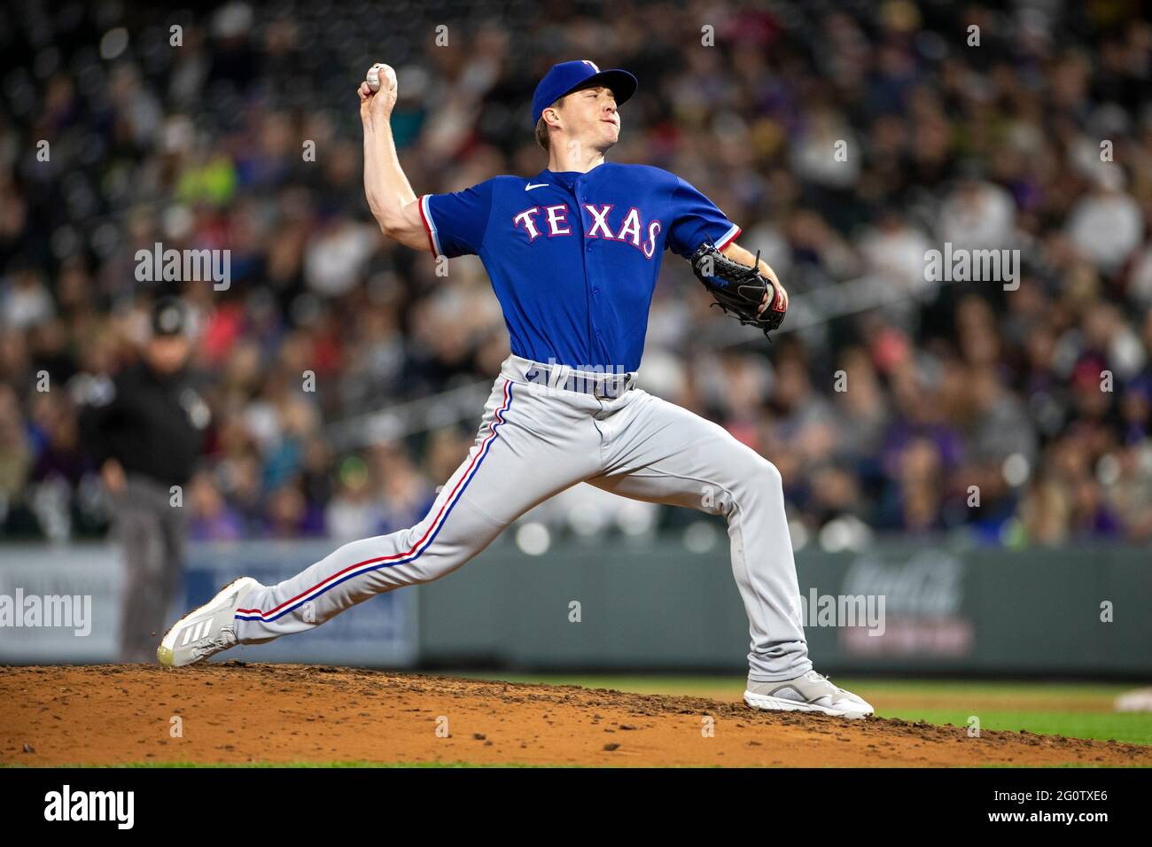 Texas Rangers pitcher Josh Sborz (66) pitches the ball during an MLB ...
