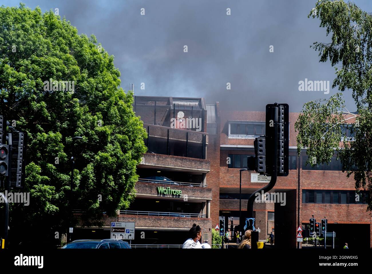Downtown fire hi-res stock photography and images - Alamy