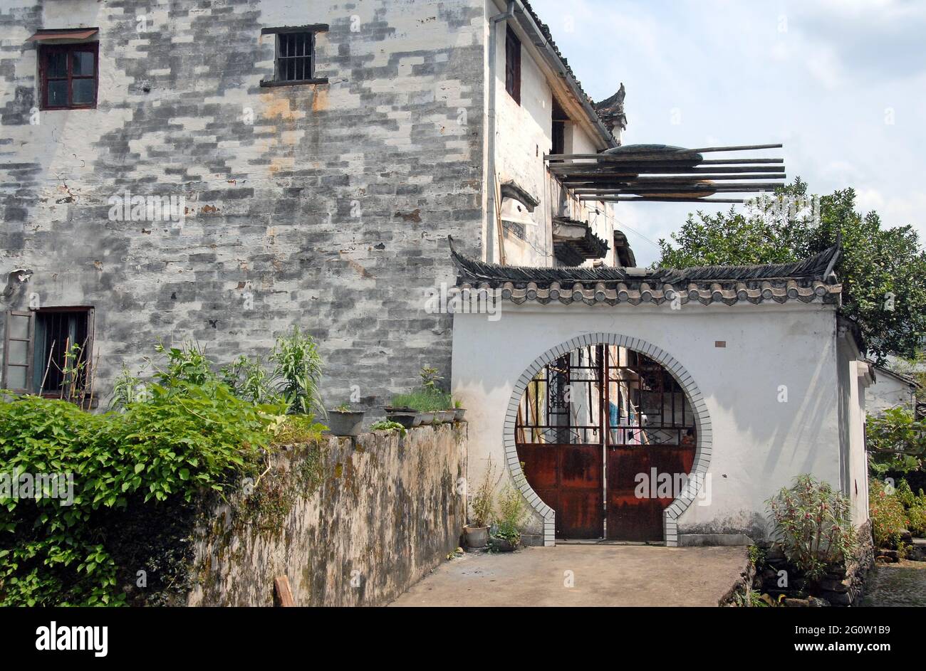 Jiangwan in Wuyuan County, Jiangxi Province, China. Traditional house ...