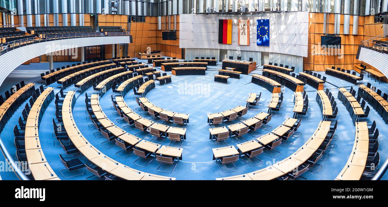 German elections hi-res stock photography and images - Alamy